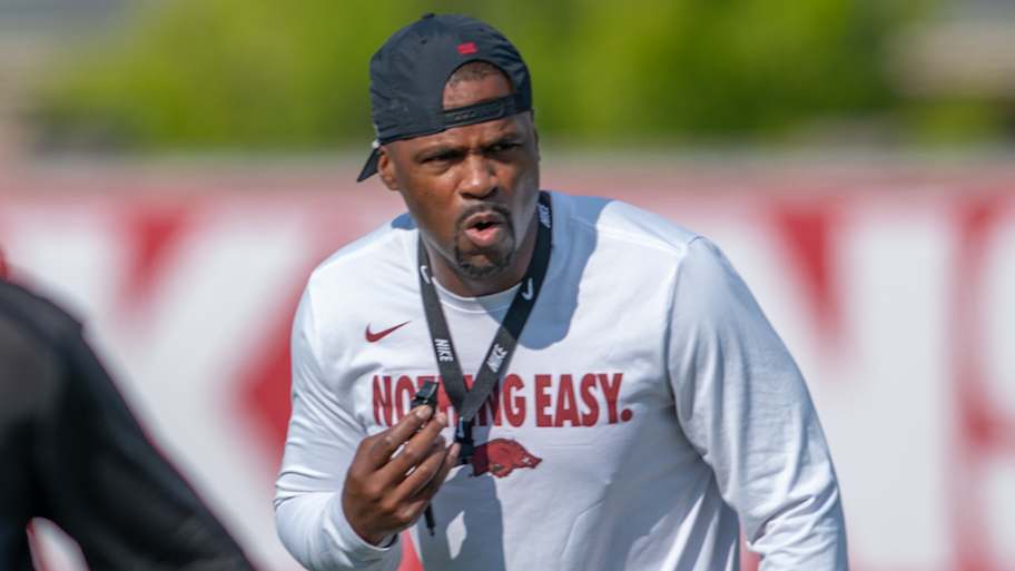 Arkansas Razorbacks have ground to make up for with electric in-state ...