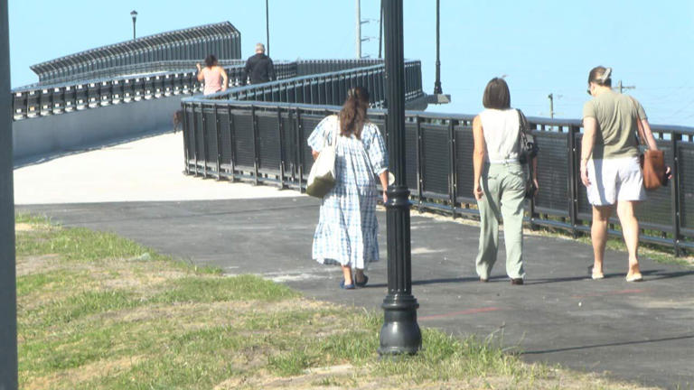 ‘Game changer’: Cosgrove Avenue overpass extension opens with ...