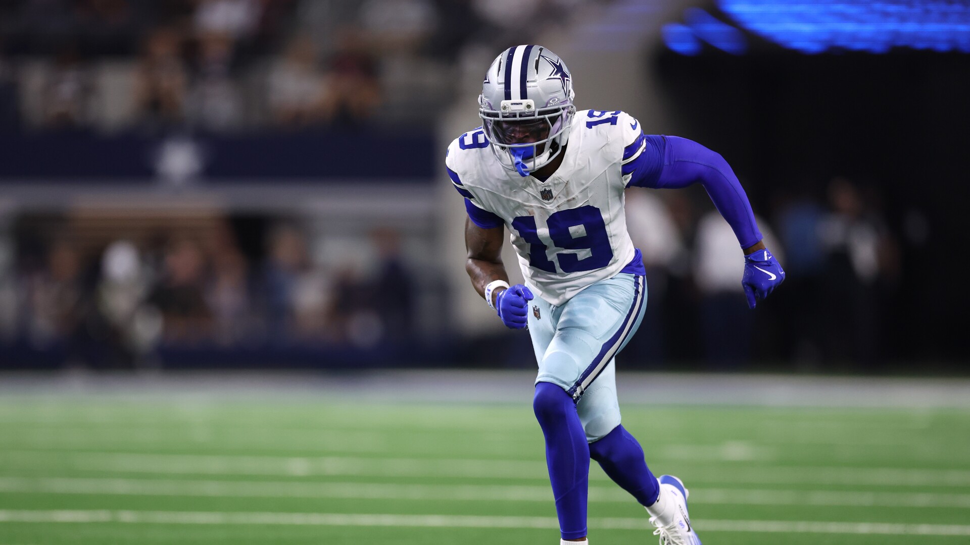 Cowboys sign WR Ryan Flournoy to active roster