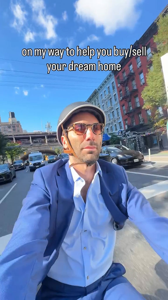 Celebrities With Normal Jobs