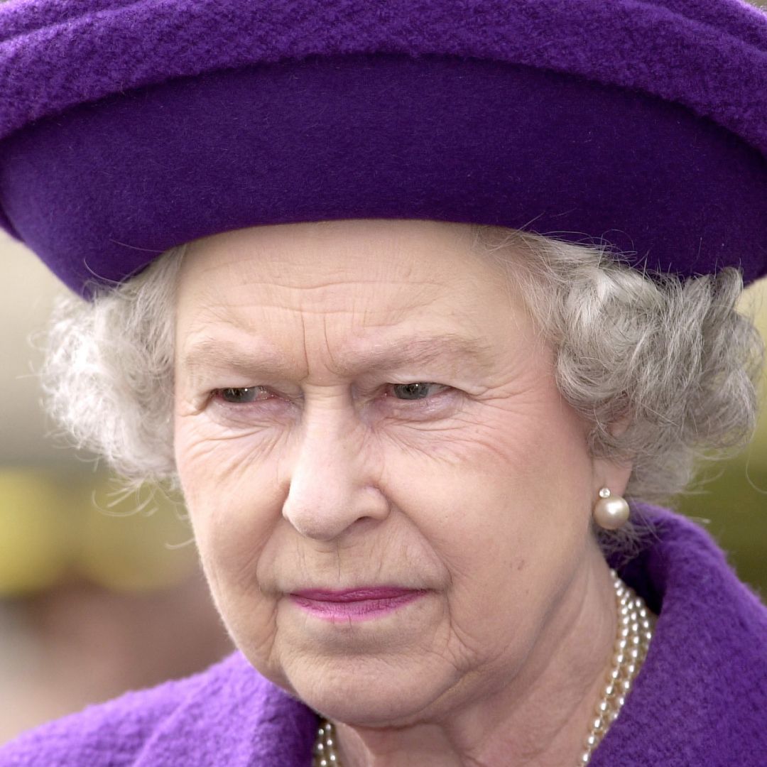 Former Royal Chef Says Queen Elizabeth "Would Have Thrown the Menu Book ...