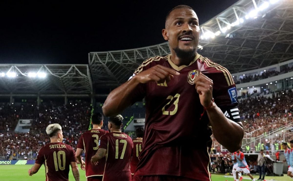 With Messi in the starting XI, confirmed lineups for Argentina vs ...