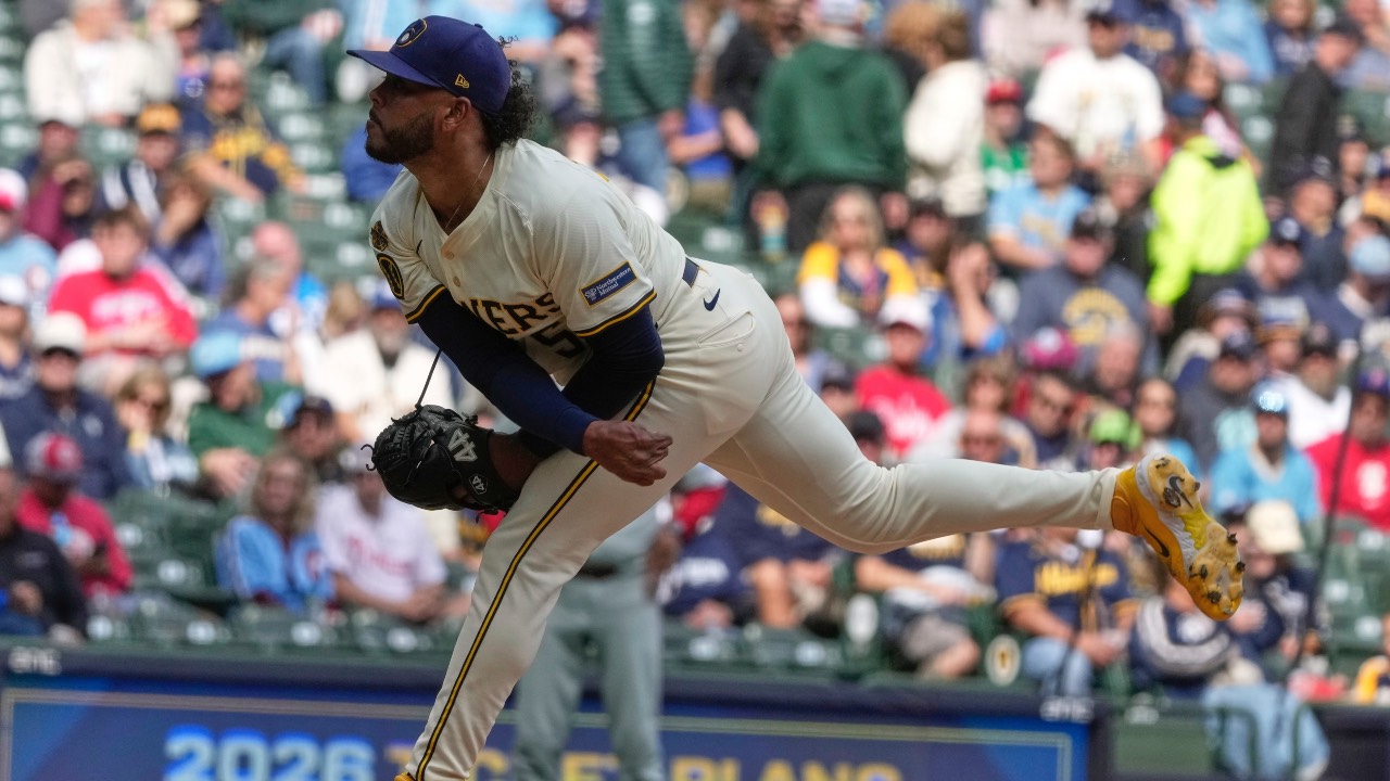 MLB Roundup: Peralta’s scoreless streak continues in Brewers’ loss to ...