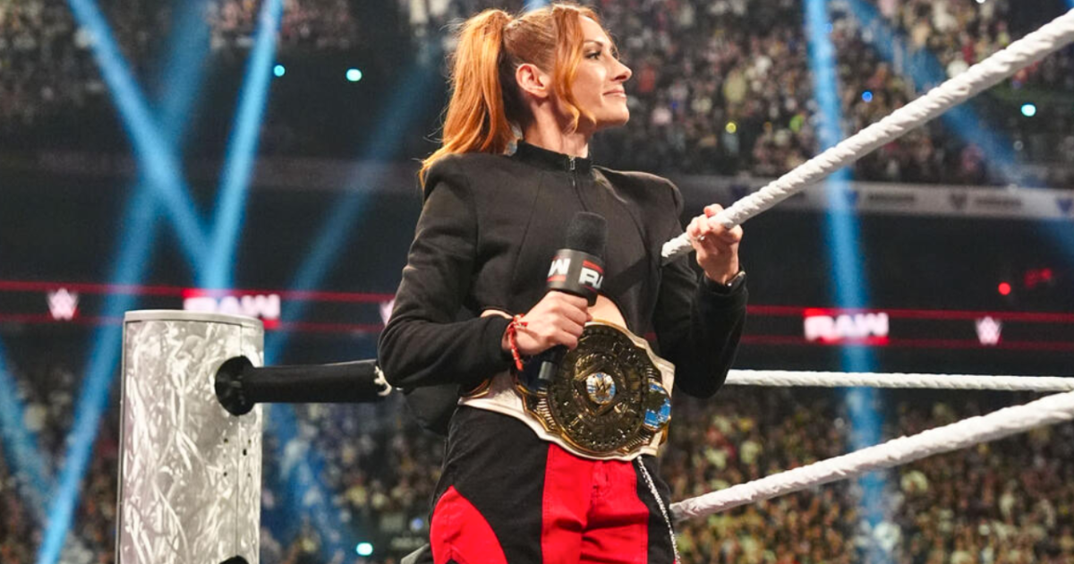 Becky Lynch uses nefarious means to regain WWE Women's Intercontinental ...