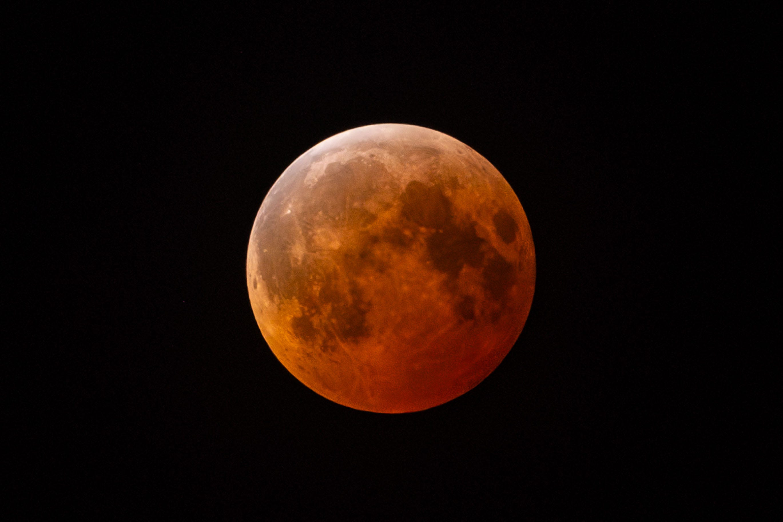 Why is the moon red tonight? When to watch the blood moon, how long ...