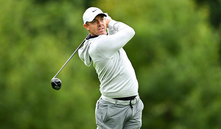 Golf fans adore ‘beautiful father-son moment’ as Rory McIlroy sinks ...