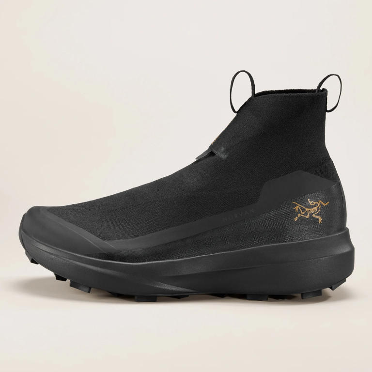Arc’teryx’s New Winter Trail Shoe Is Somehow Both Streamlined and ...