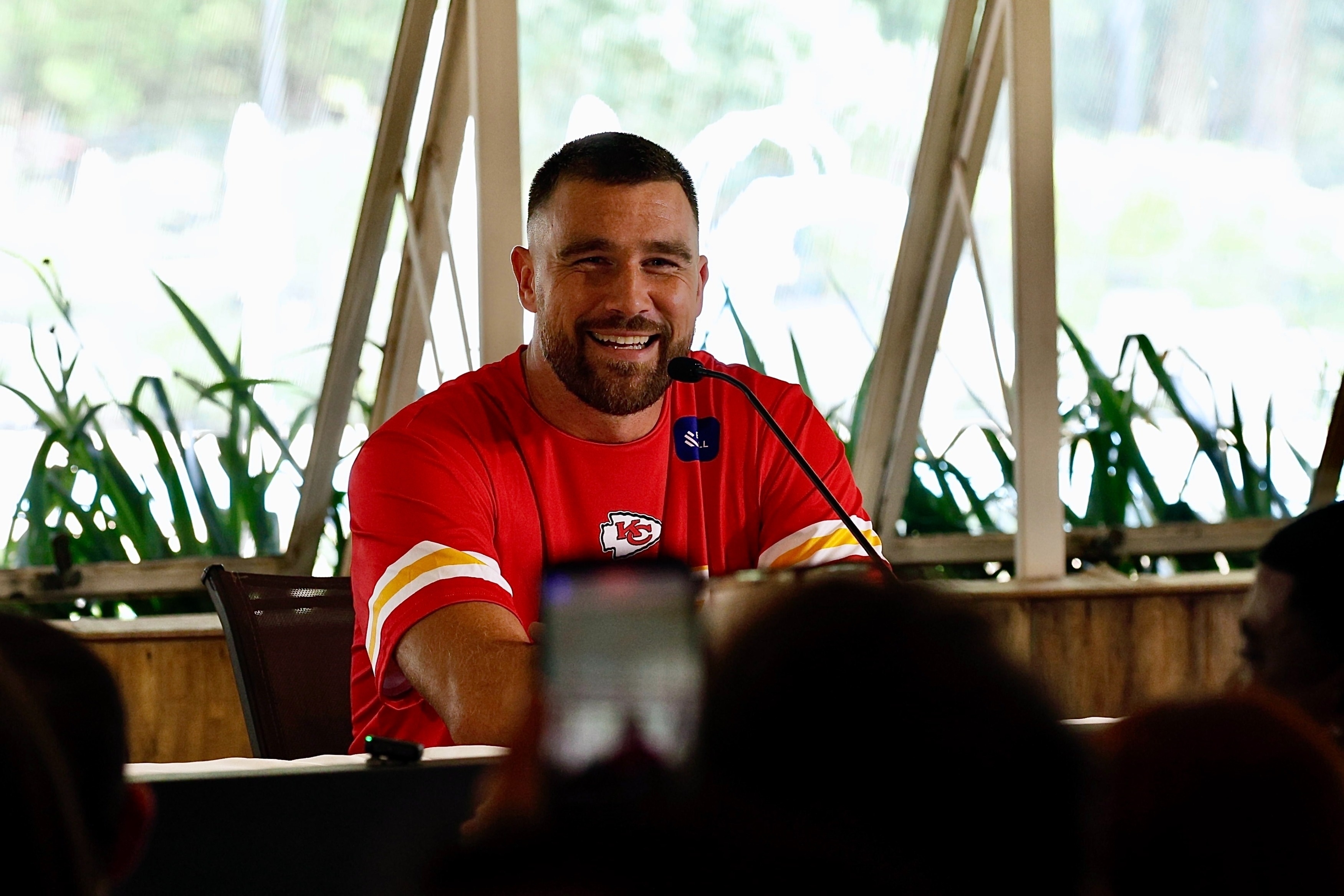 Travis Kelce’s hilarious Patrick Mahomes impression is the ‘perfect ...