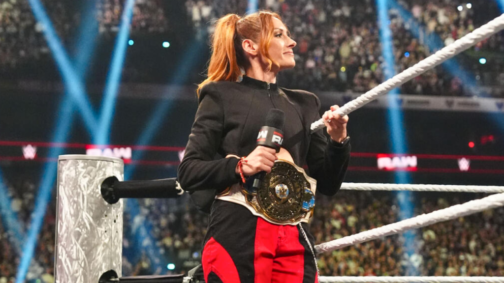 Becky Lynch uses nefarious means to regain WWE Women's Intercontinental ...