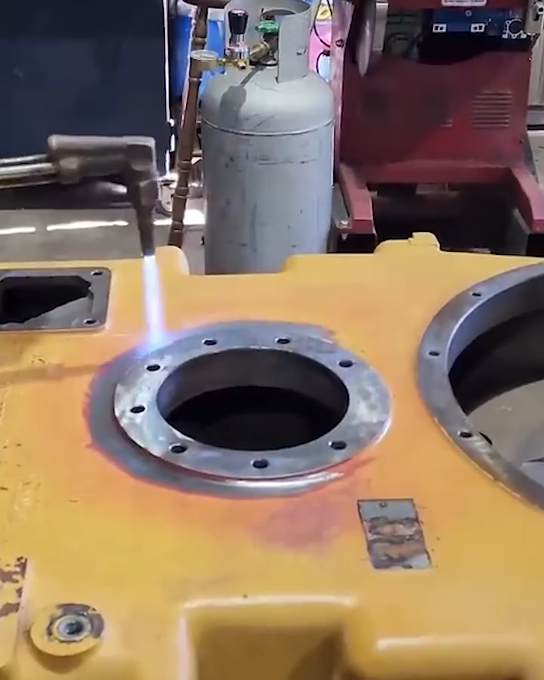 Fixing a Cracked Cast Iron Transfer Case Housing