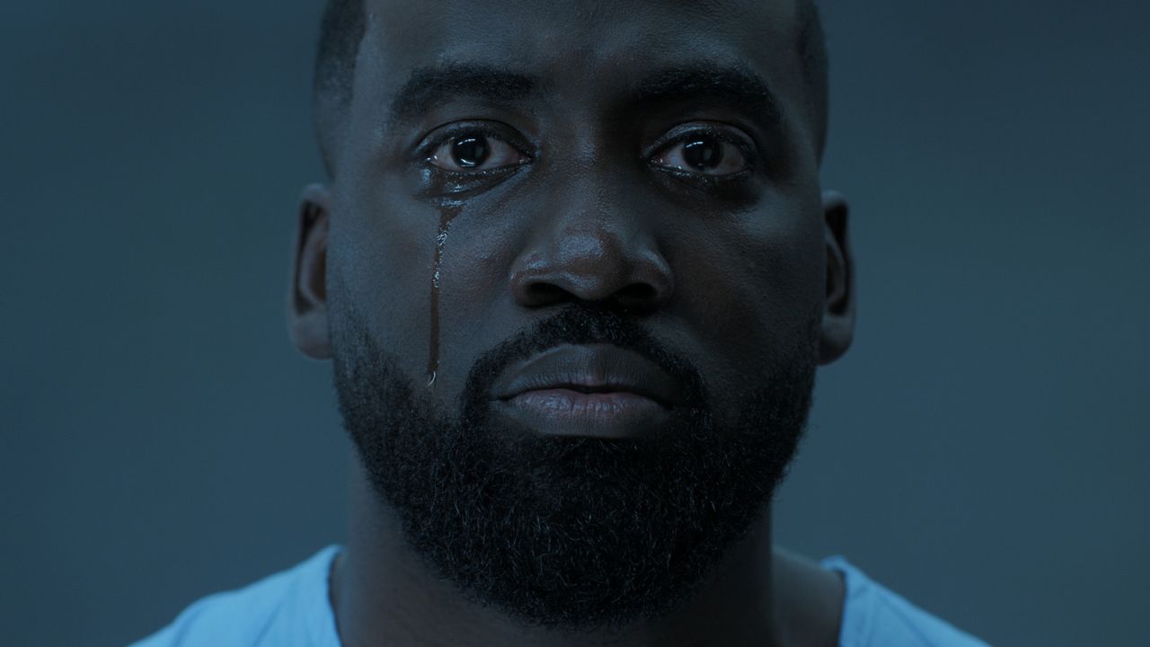 'Invasion' star Shamier Anderson says he's 'out of here' if aliens do ...