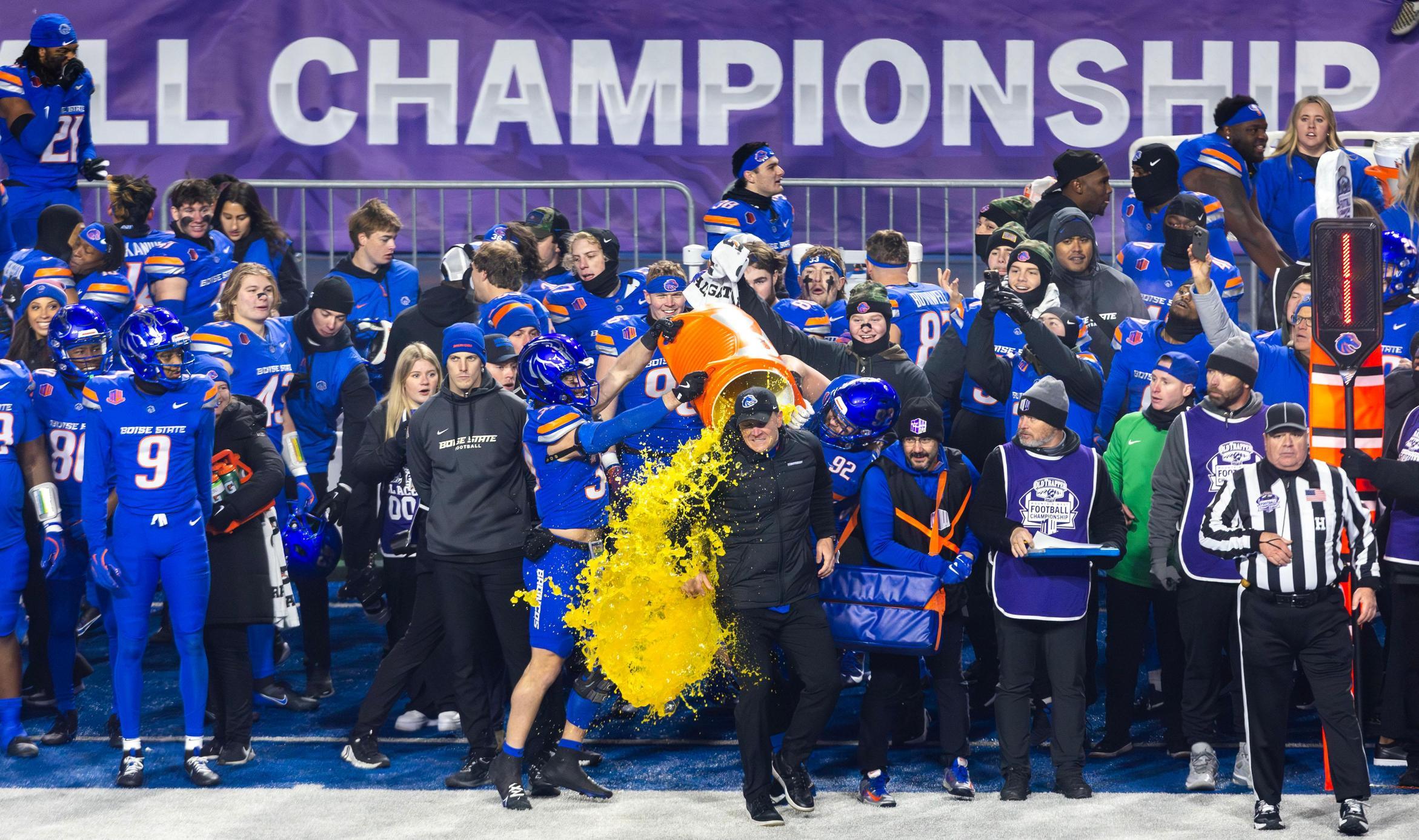 Boise State aims for sixth, and final, Mountain West title. Relive the ...