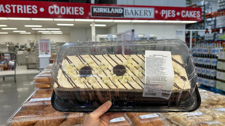 Costco's Mocha Crunch Bar Might Be Its Best Cake Yet
