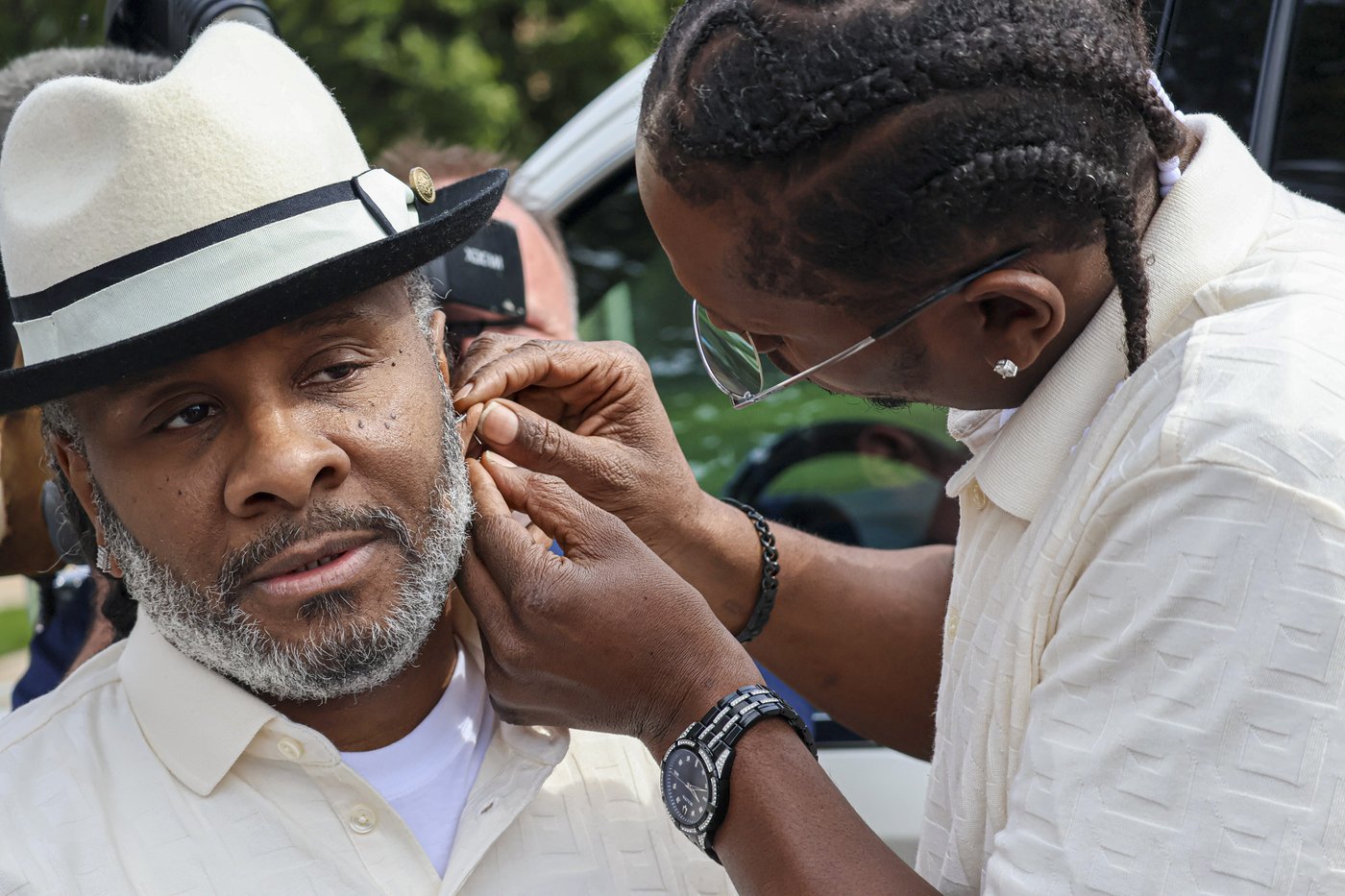 Man freed after nearly 3 decades in Minnesota prison after he's cleared ...