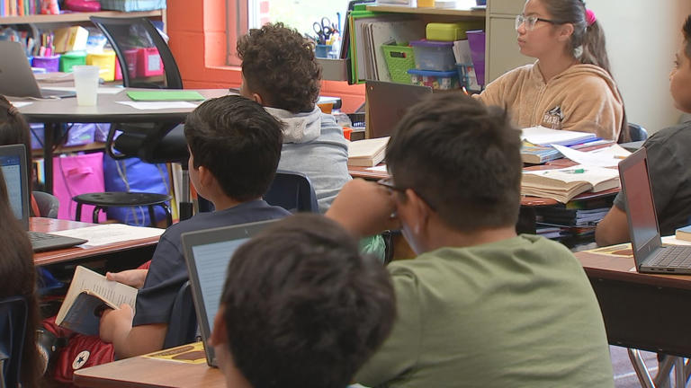 More NC school districts defy state calendar law, start August classes ...