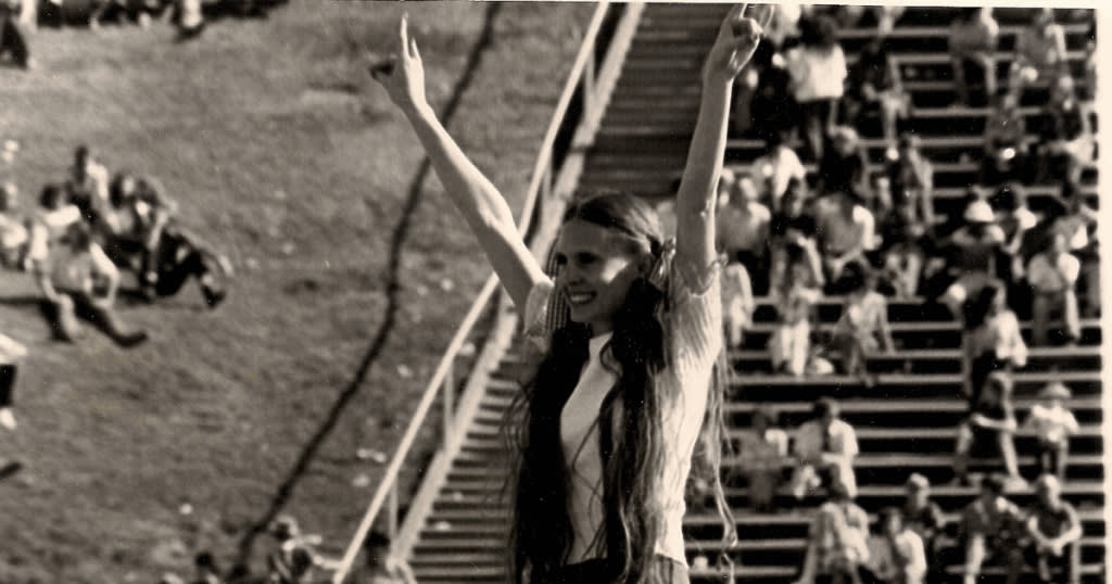 An NC State tradition turns 50: The story behind the ‘Wolf Fingers ...