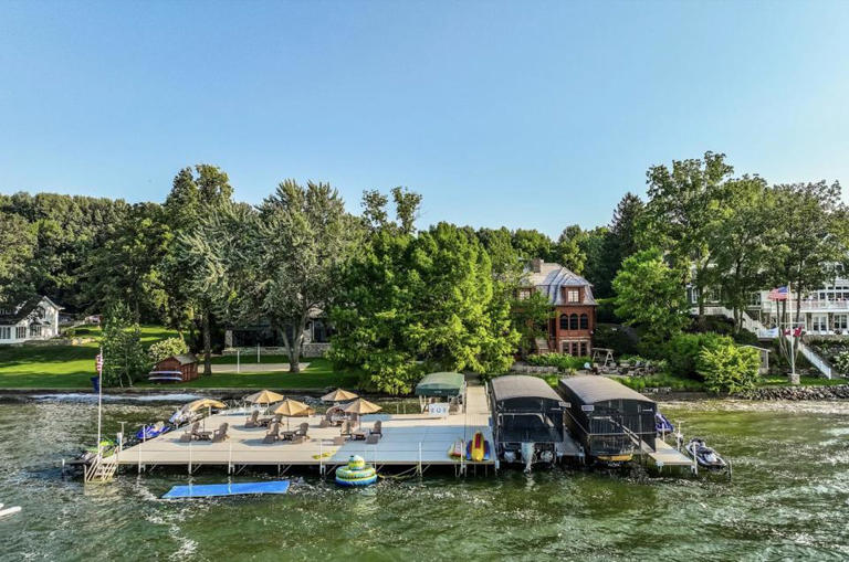 Billionaire Colts Owner Jim Irsay's House Just Listed For $20 Million ...