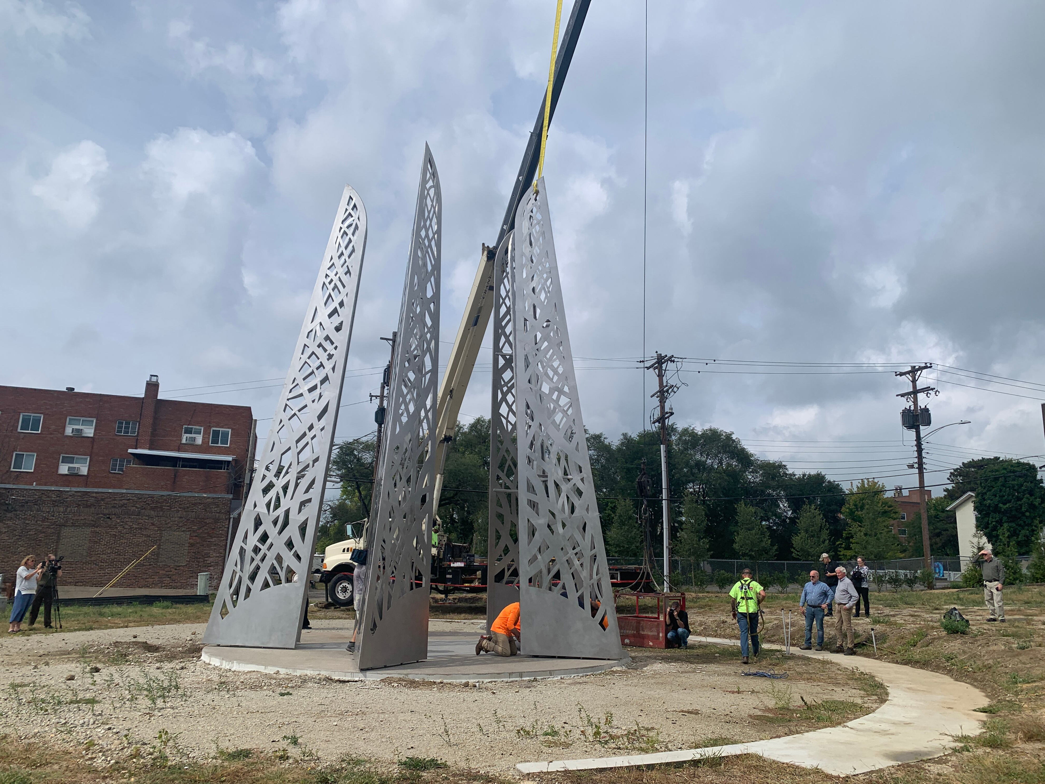 Memorial honoring fallen law enforcement takes shape in downtown Dayton