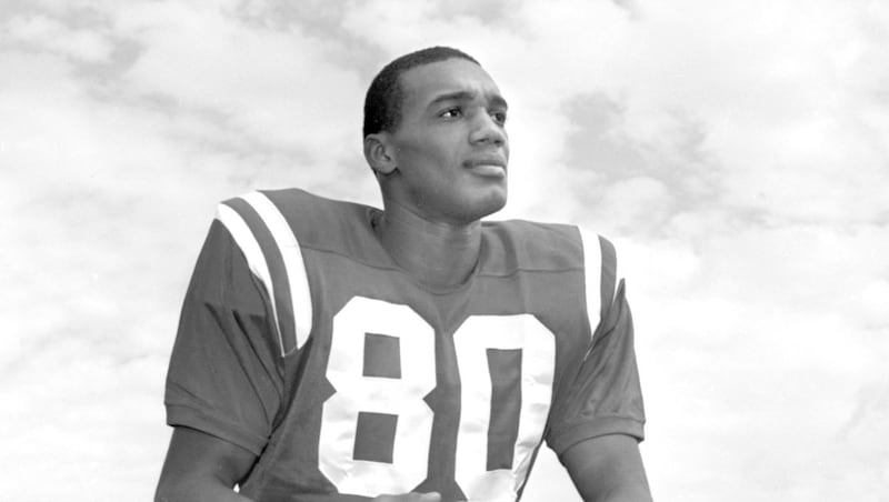Ring of Honor inductee and do-it-all ’60s star Roy Jefferson made an ...