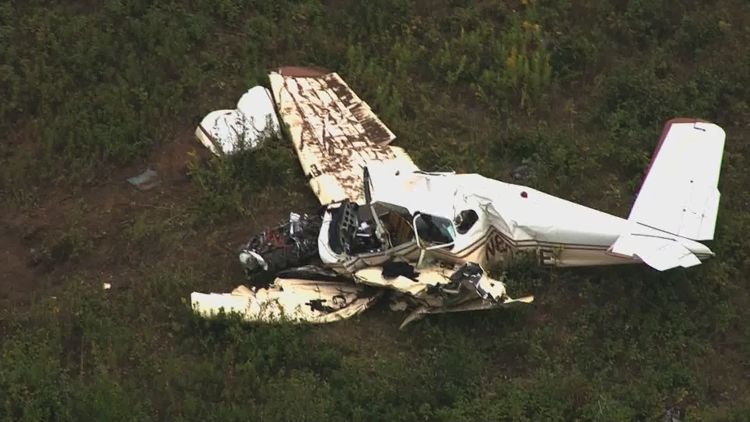 Pilot dies in small plane crash near Cambridge Municipal Airport