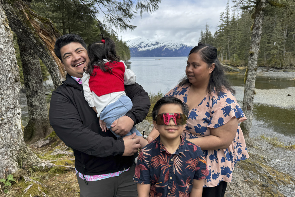 10 Alaskans born in American Samoa plead not guilty in voting case ...