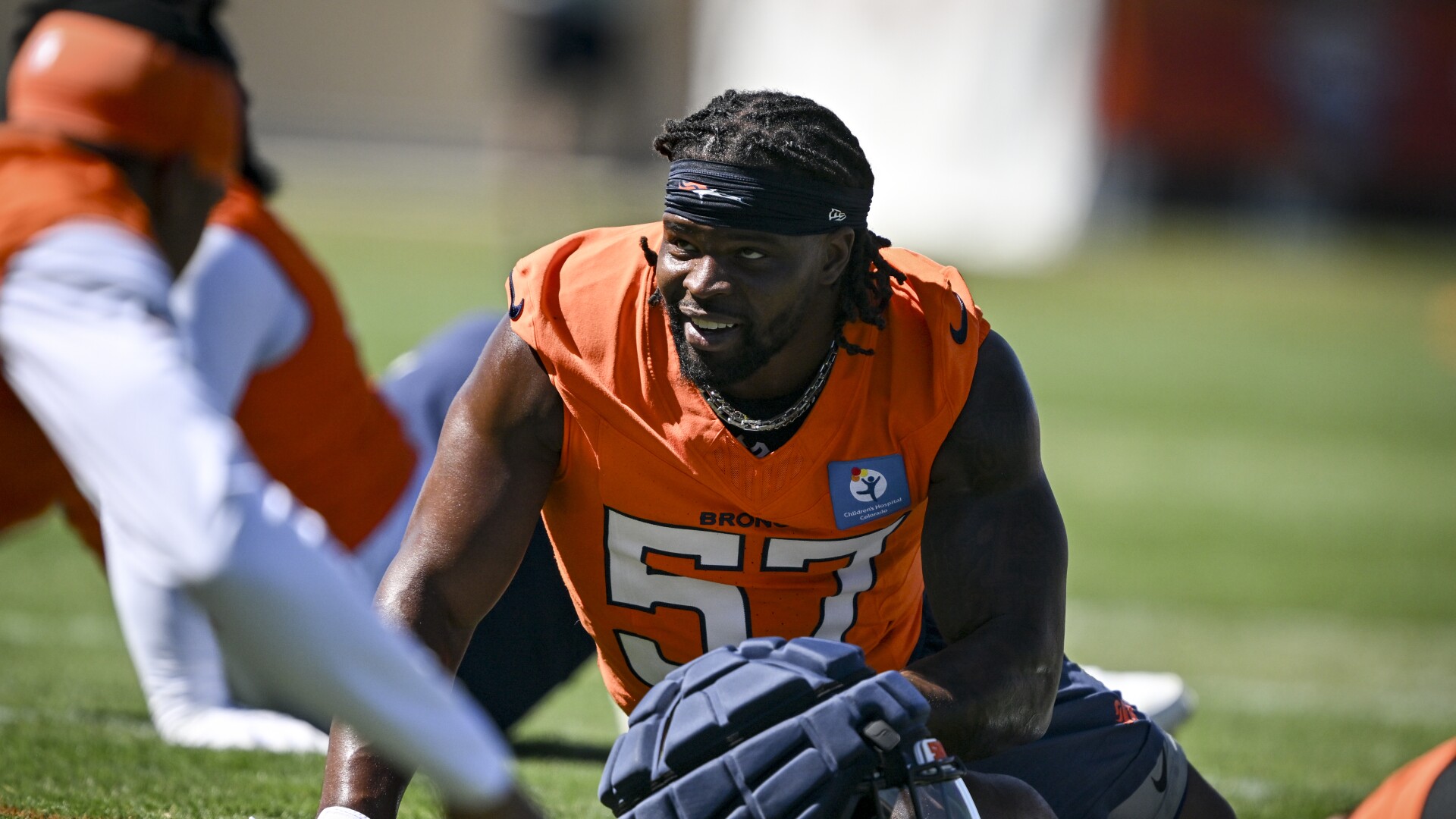 NFL suspends Broncos LB Dre Greenlaw one game for unsportsmanlike conduct