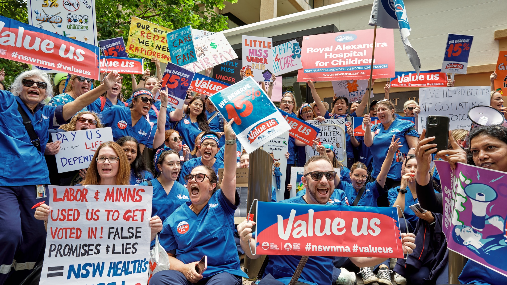NSW nurses win record pay rise despite budget strain