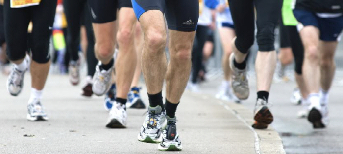 Running craze led by Gian84...If you run like this, your knees will be ...