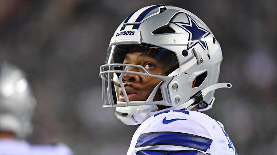Micah Parsons' mom makes odd Cowboys decision before opener vs. Eagles