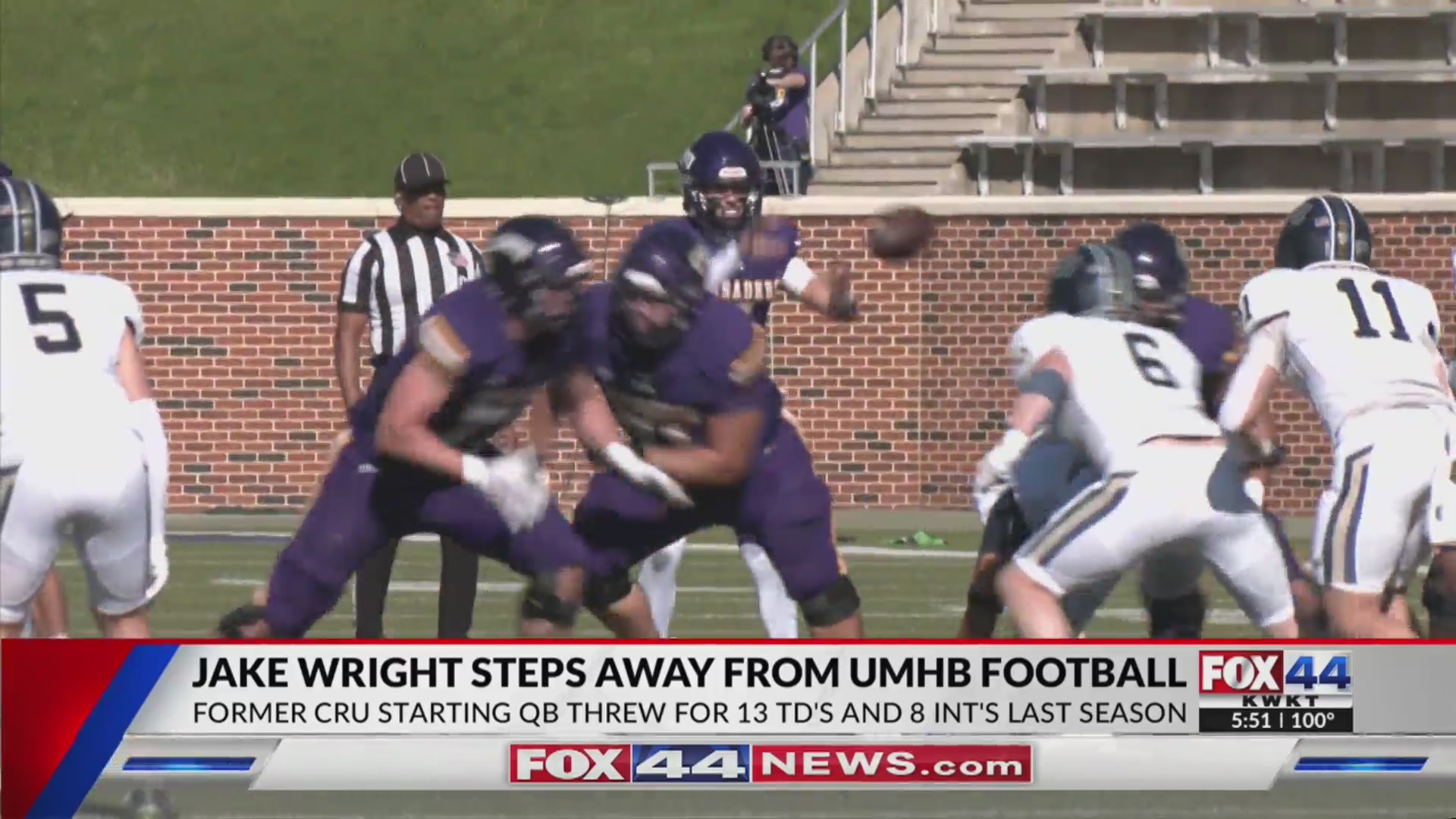 Jake Wright steps away from UMHB football