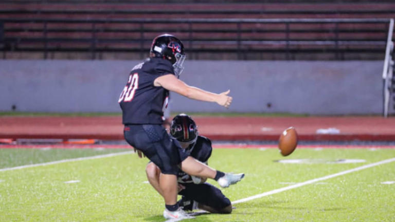 Photos: Mustang vs. Edmond Santa Fe in Oklahoma high school football ...