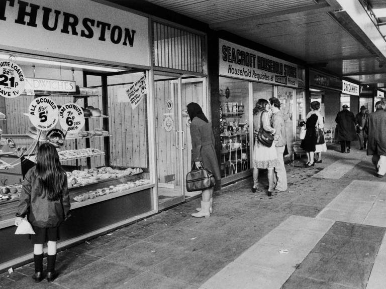 20 splendiferous photos take you back to Seacroft in the 1970s