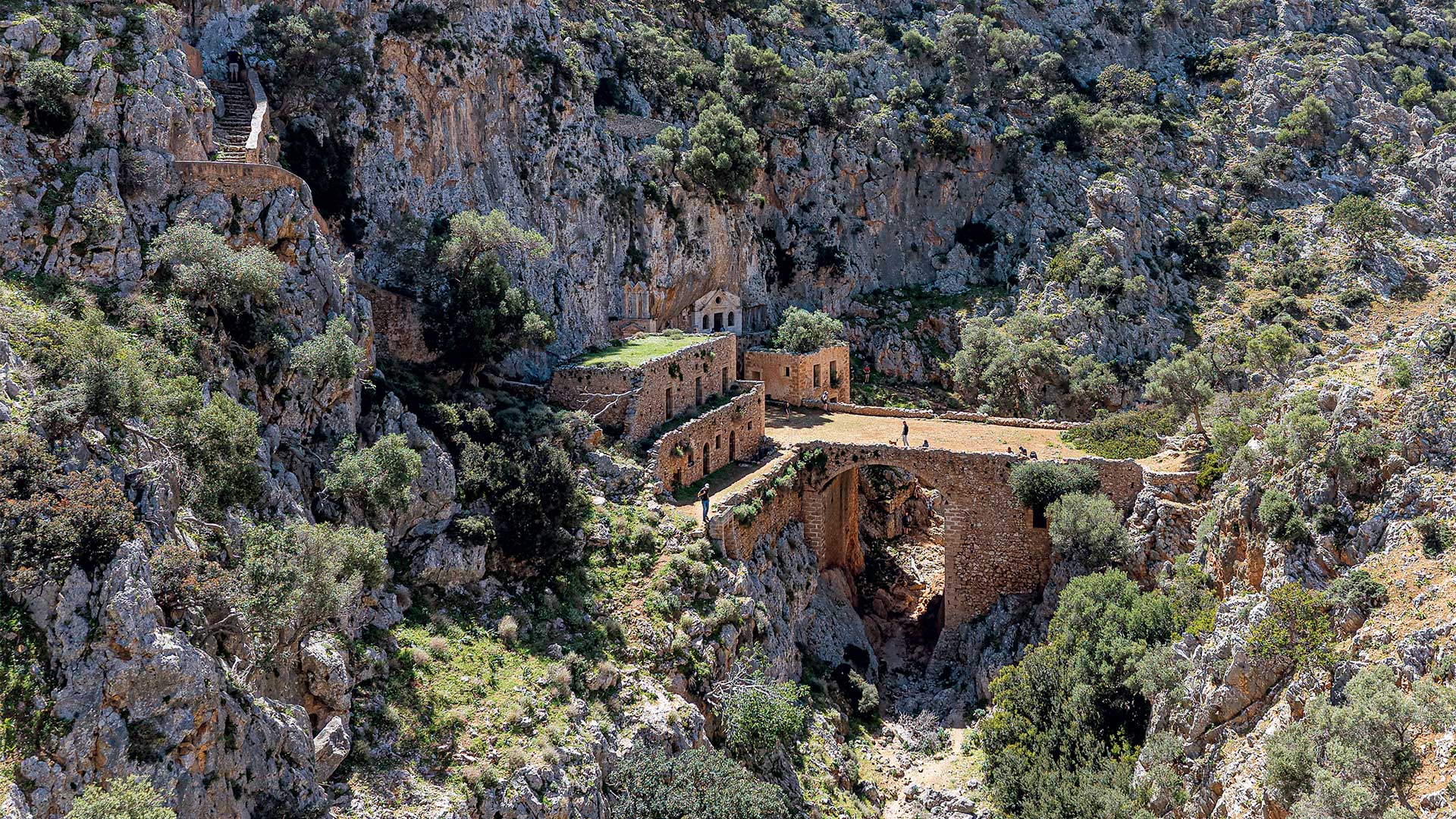 Ακρωτήρι Χανίων: Μια πεζοπορική διαδρομή ανάμεσα σε φύση και μύθους