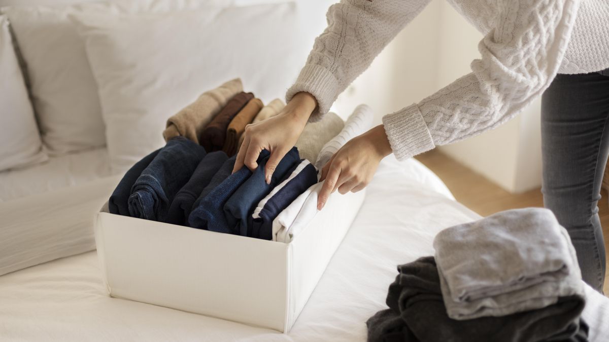 Cómo guardar la ropa de verano correctamente para que no se estropee