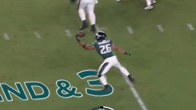 Saquon Barkley Starts Season With Most Impressive 5-Yard Gain You'll ...