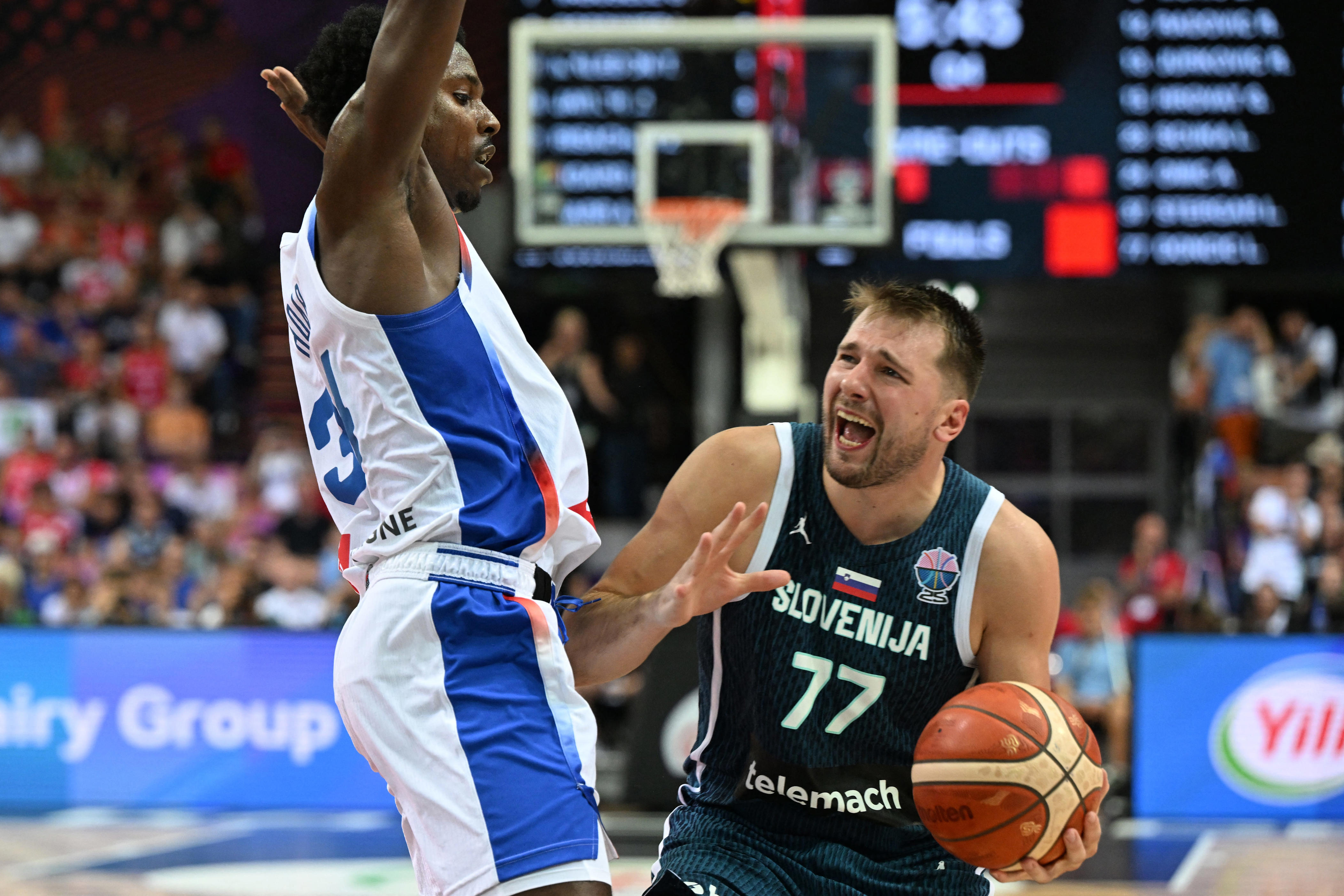 Luka Doncic highlights from Slovenia's group play game versus Israel