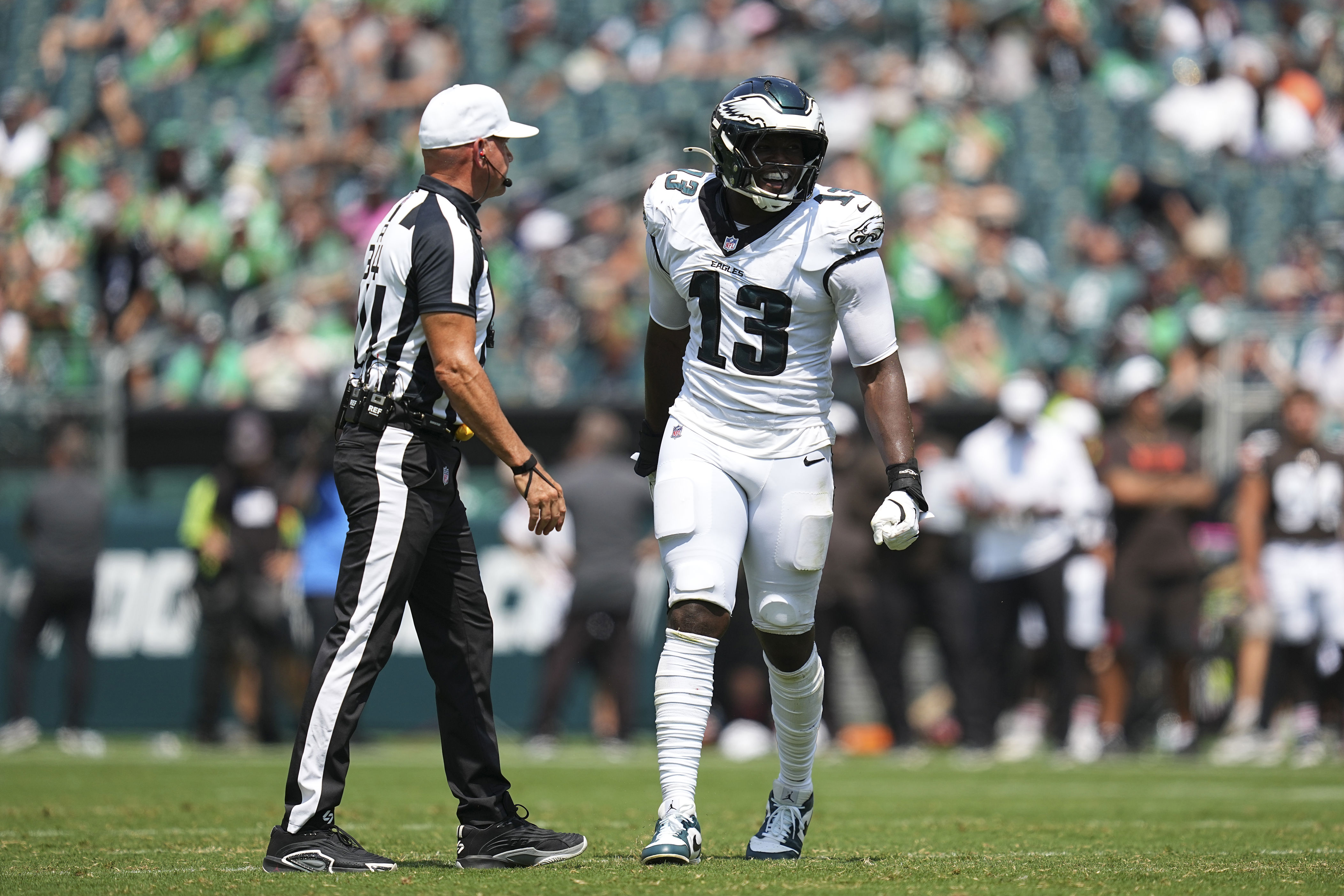 Eagles-Broncos inactives: Azeez Ojulari set to play for first time this ...