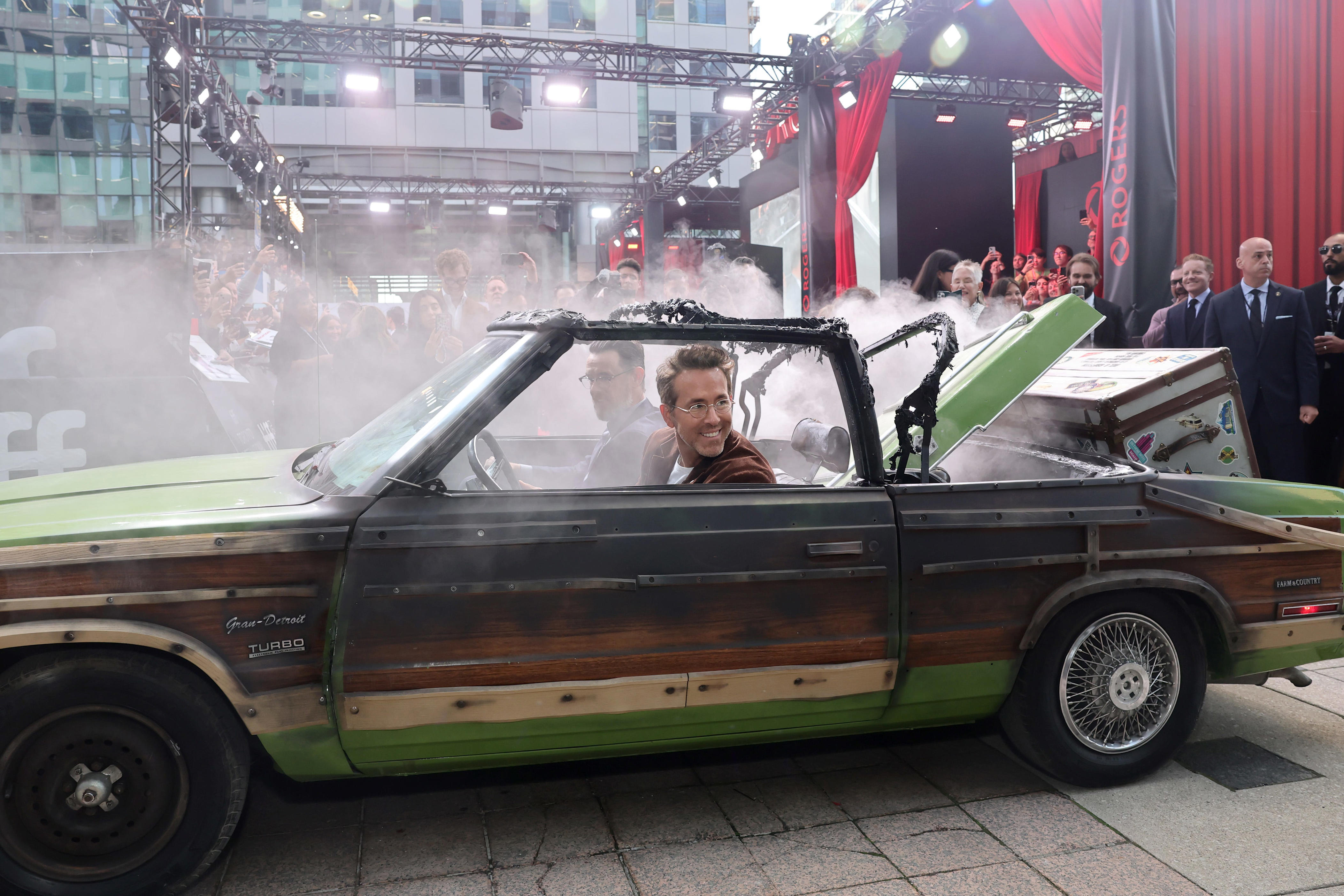 Ryan Reynolds bringing John Candy documentary to New Jersey