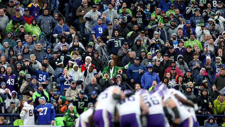 Seahawks Issue Warning to Lumen Field Fans Ahead of Week 1