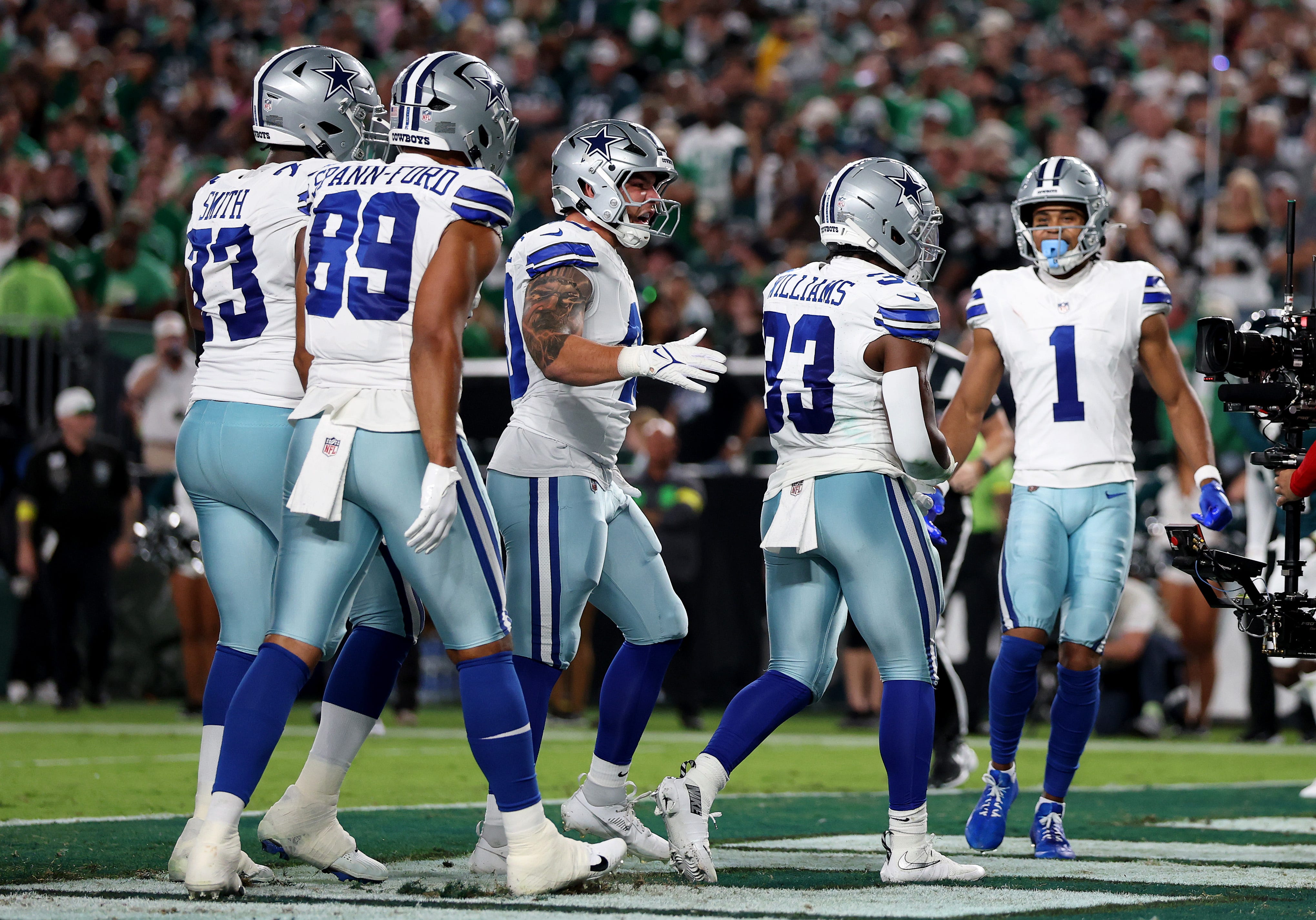 Former UNC football star scores first touchdown of 2025 NFL season