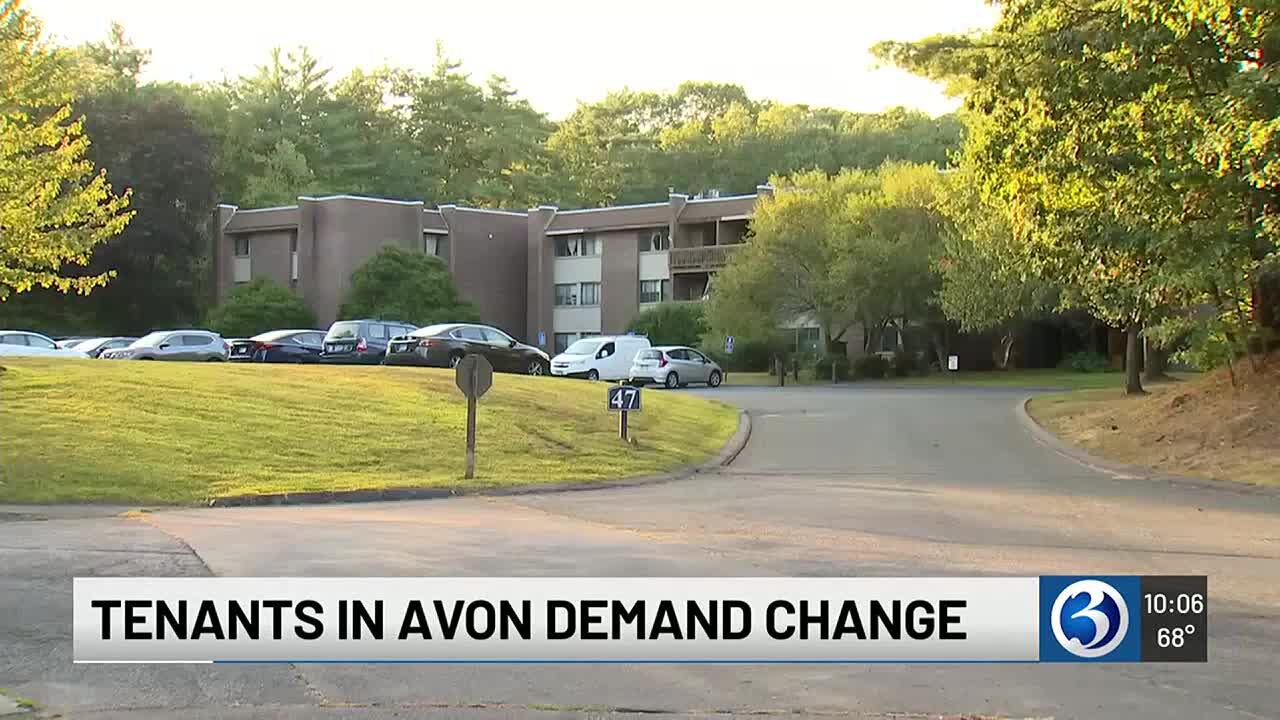 Tenants at Avon Place Apartments go before town council to demand change