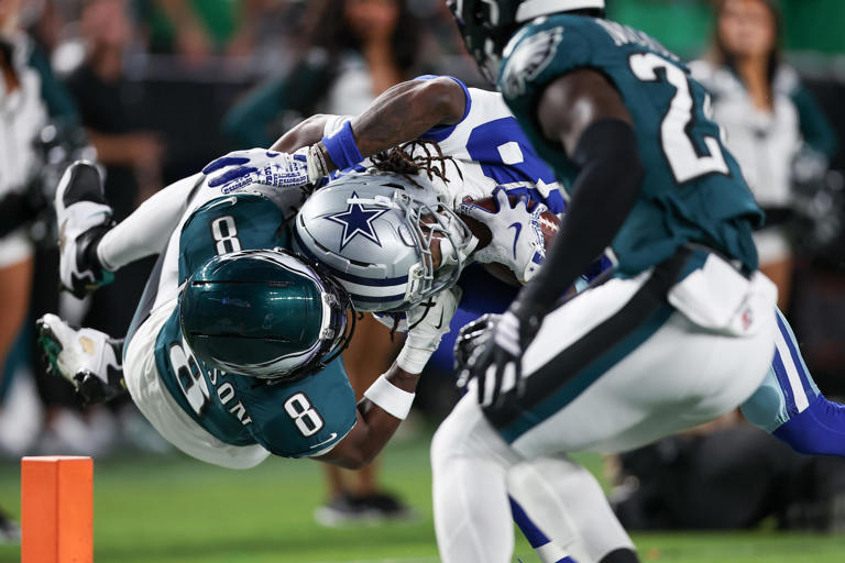 Eagles vs Cowboys live updates: Storm delay, bad defense, Jalen Carter ...