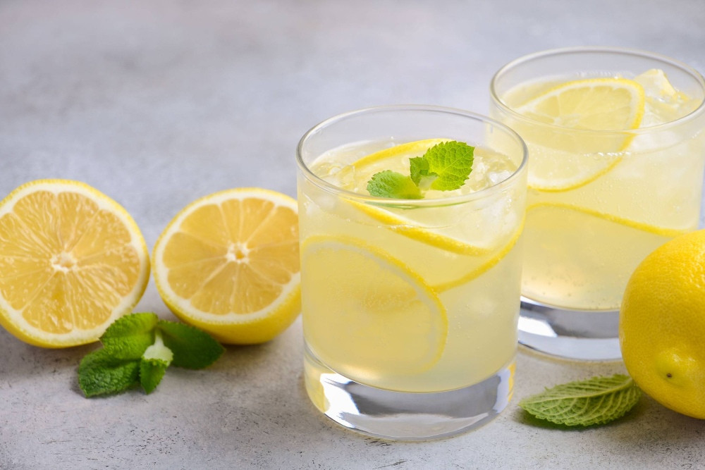 10 Manfaat Minum Air Lemon Setiap Hari, Baik untuk Jantung dan Ginjal