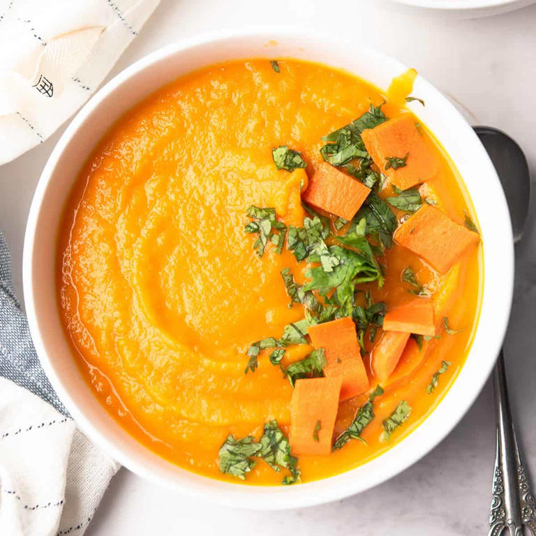 Carrot apple ginger soup