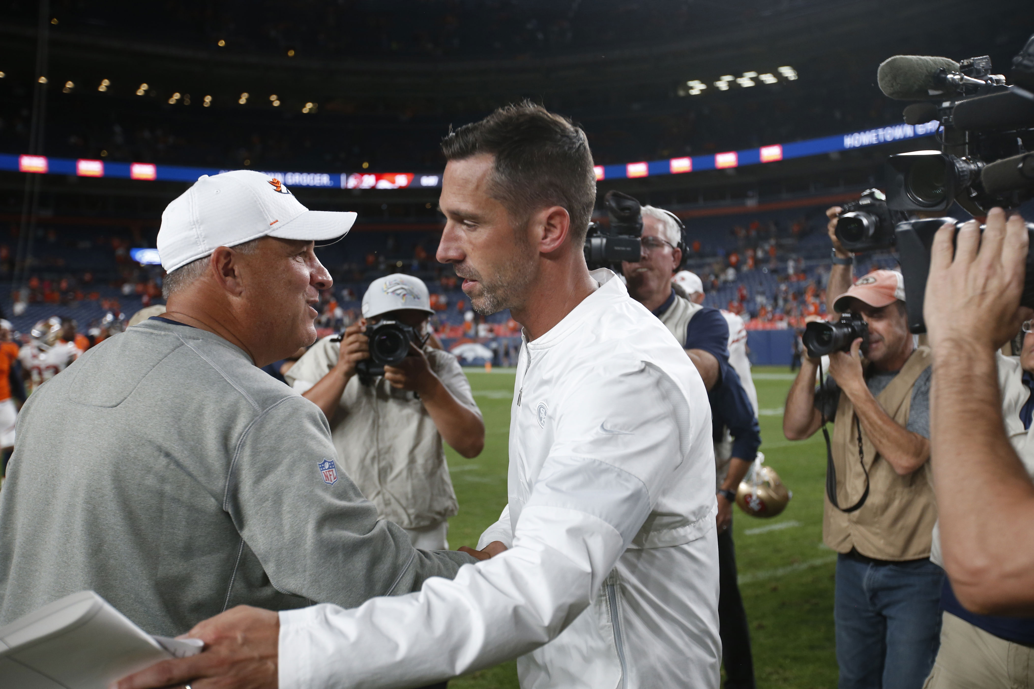 Cowboys vs. Eagles Thursday Night thread: Will Vic Fangio flex his ...