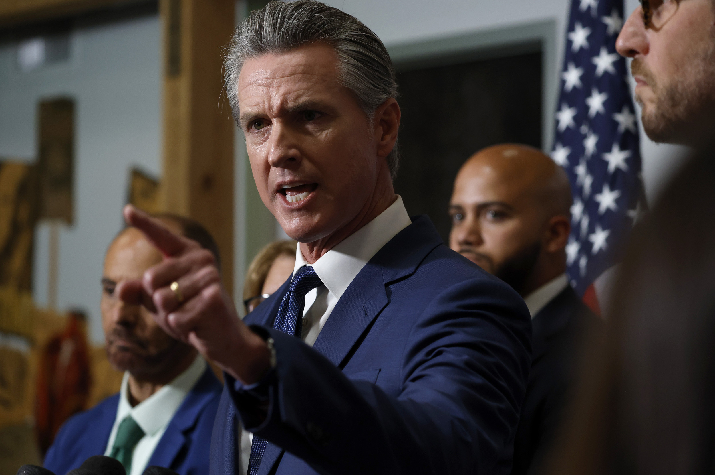 Gavin Newsom surges as Democratic 2028 front-runner: Poll