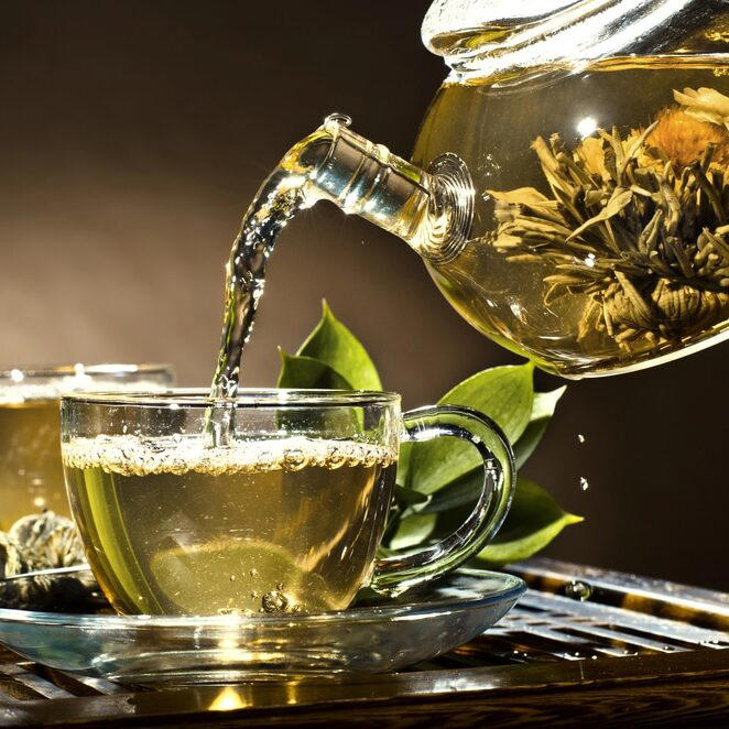 Soin de la peau : Le thé vert est votre allié beauté pour avoir une peau éclatante et des ...