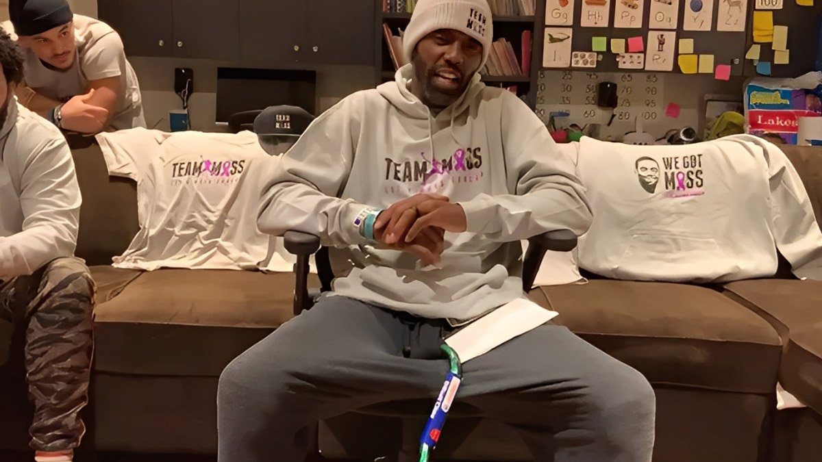 NFL Legend Randy Moss Finishes Stage 2 Bile-Duct Cancer Treatment: What ...