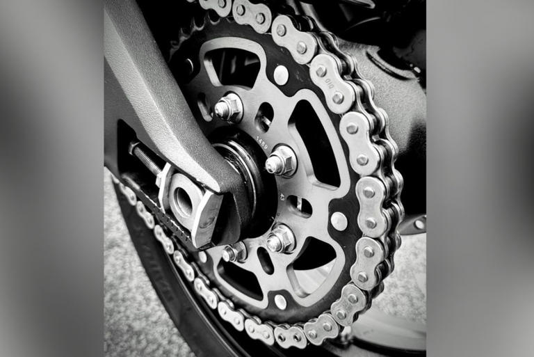 5 Penyebab Bunyi Kletek-Kletek pada Rantai Motor dan Cara Mengatasinya