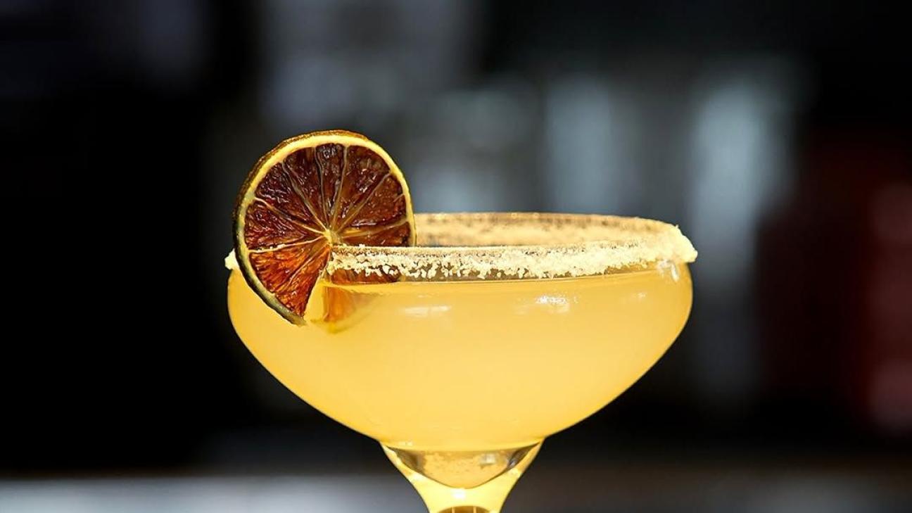 Σαββατοκύριακο στην πόλη: Cocktails, events και η μεγάλη γιορτή του βιβλίου